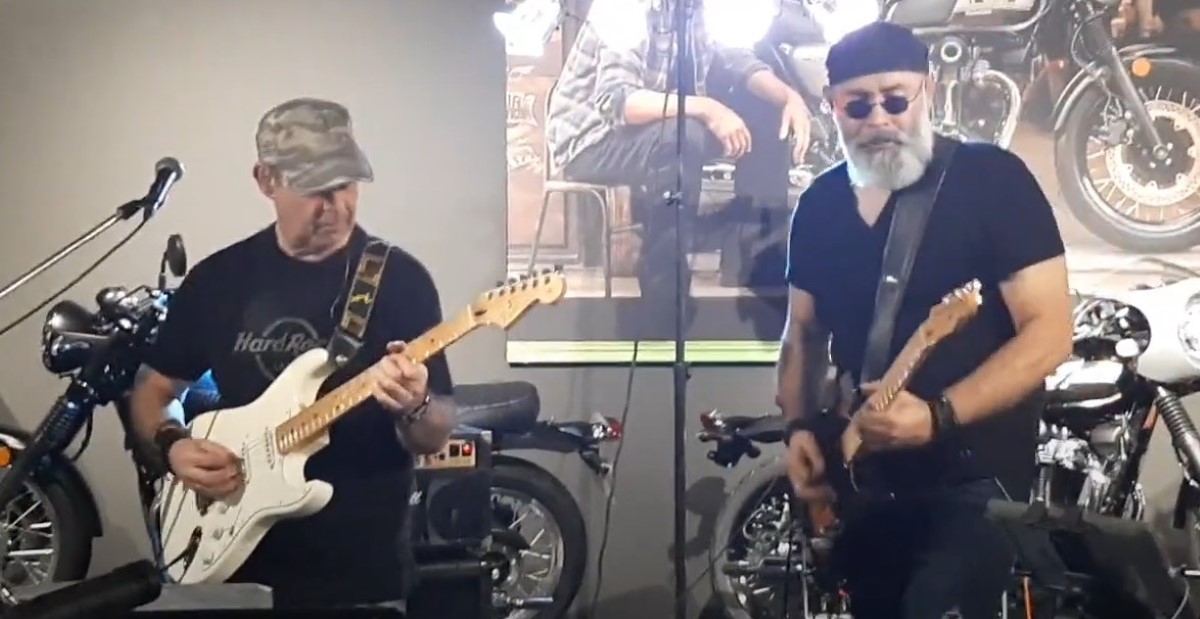 On The Rocks | Deux voix, deux guitares pour interpréter les hits du ...